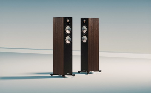 Boxe Monitor Audio Bronze 300 7G Black Resigilat la AVstore.ro